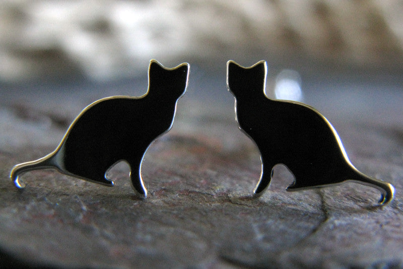 cat stud earrings